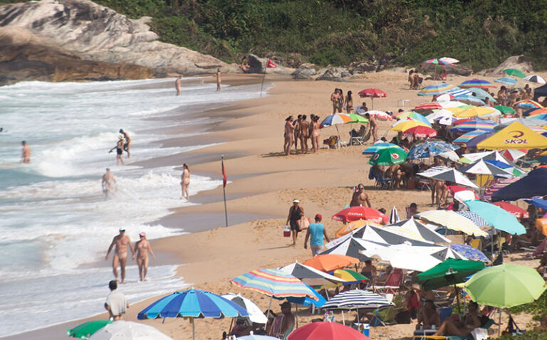 CONHEÇA AS 8 PRAIAS DE NUDISMO DO BRASIL - Soul Brasil Magazine